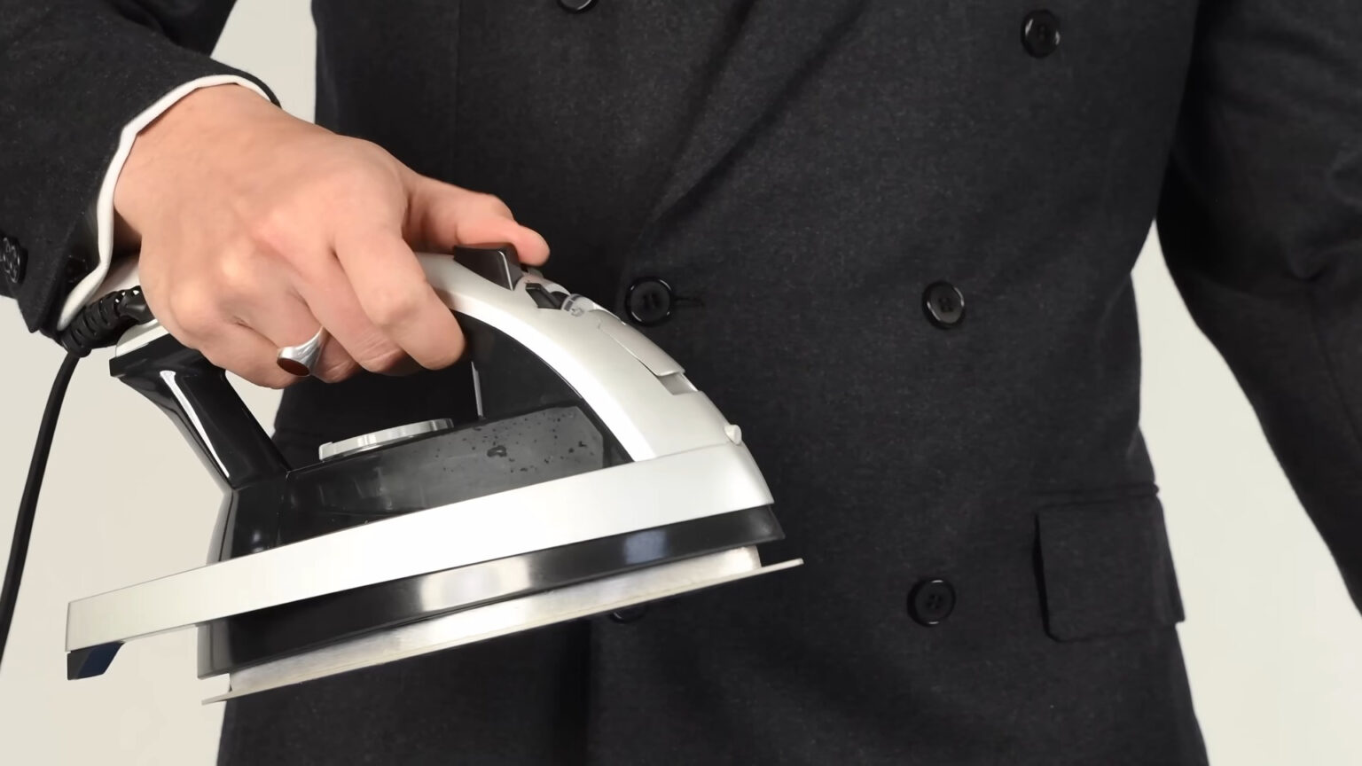 Different Types of Irons for Clothes - Ironclad Choices