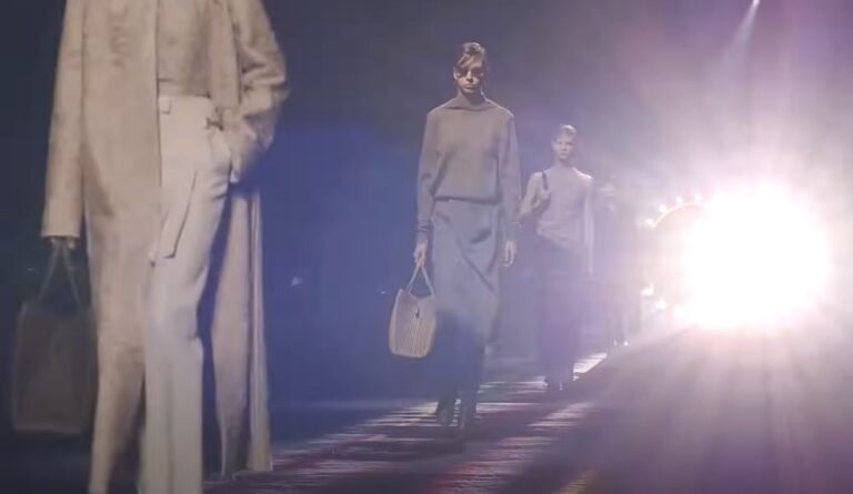 How do Fashion Trends Start? Behind the Scenes